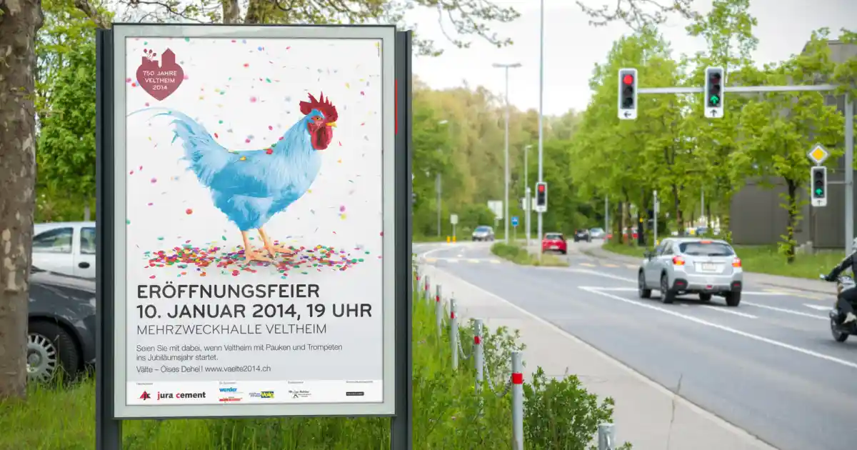 Kampagne mit Broschüre, Flyer, Inserat, Plakat und Give-away